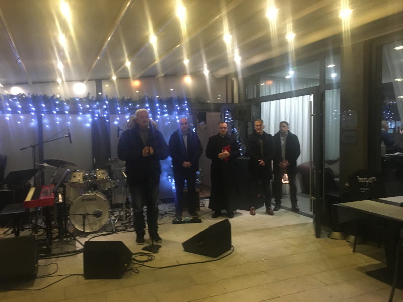 Otvoren Advent u Senju, bura premjestila program na terasu hotela Bura | Tunera.info