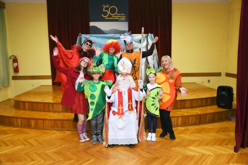 Grad Bakar darovao najmlađe za Svetog Nikolu | Tunera.info