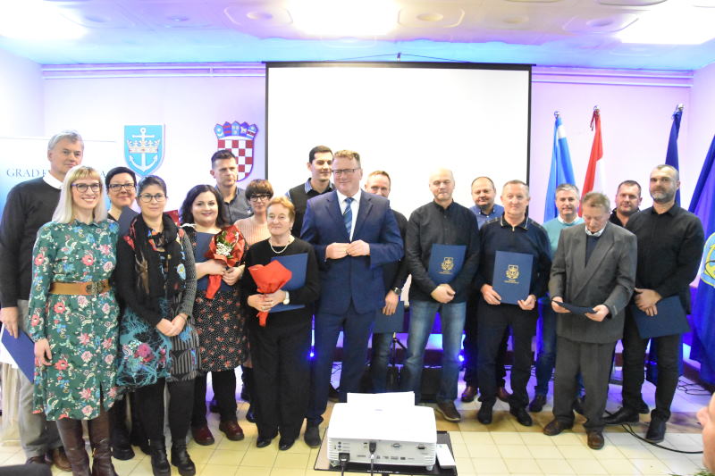 VIDEO Godinu u Kraljevici obilježili projekti, a svečanu sjednicu ...