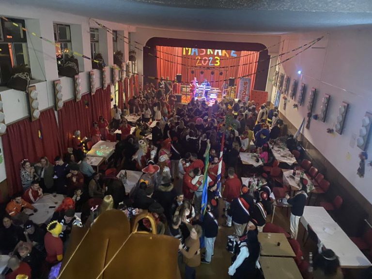 Maškarani tanci ispunili dom kulture na Hreljinu | Tunera.info